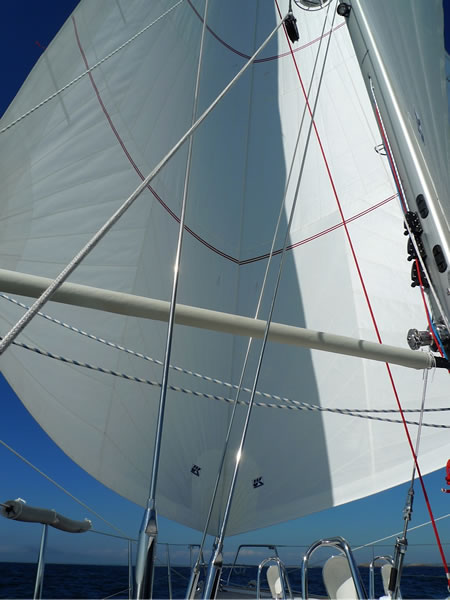 mainsail set up for Simbo safe downwind sailing Najad 570